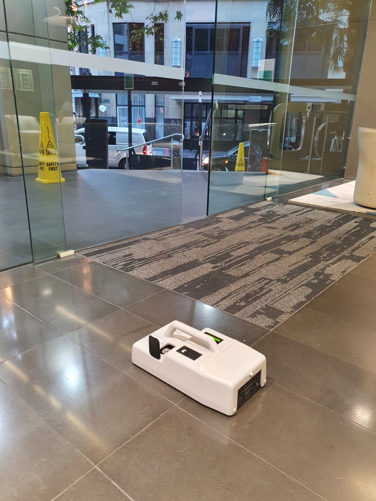 Dry floor friction testing – Sliplab